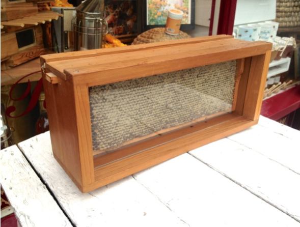 Honeycomb FULL Frame -wooden display stand